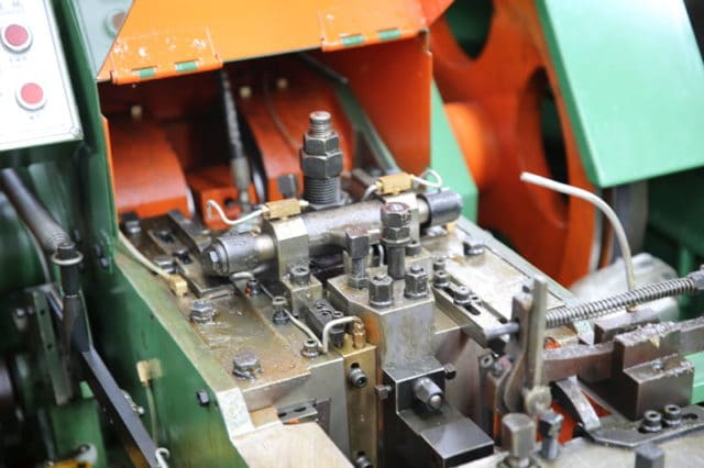 M5*76MM High Speed Screws Production Machine - Bolt Nut Making Machine ...