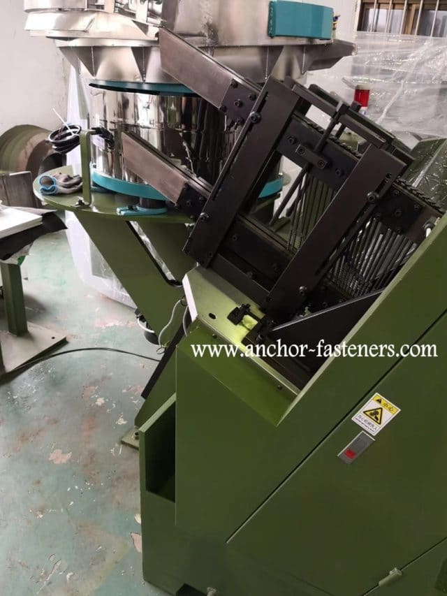 APM-200 High Speed Self Drilling Screw Making Machine - Bolt Nut Making ...