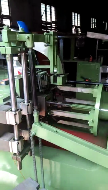 motor cover hole boring Horizontal punch machine - Bolt Nut Making ...