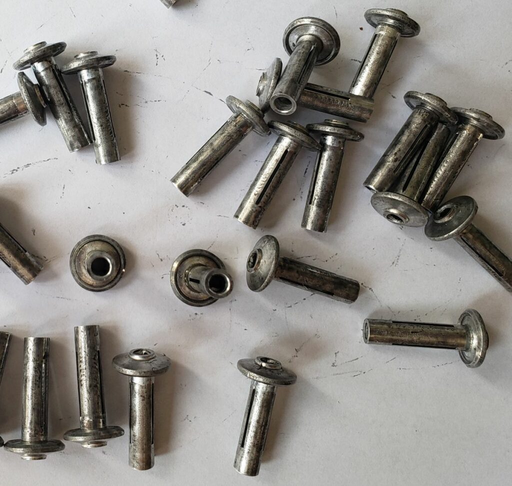 Waterproof aluminum blind rivet lantern rivets forming machine - Bolt ...