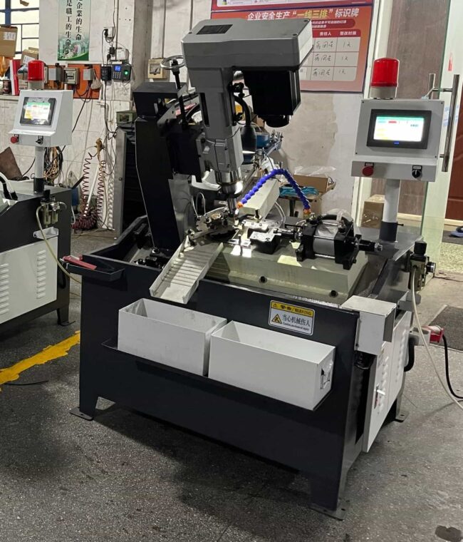 Thread tapping machine Archives - Bolt Nut Making Machine | Cold ...