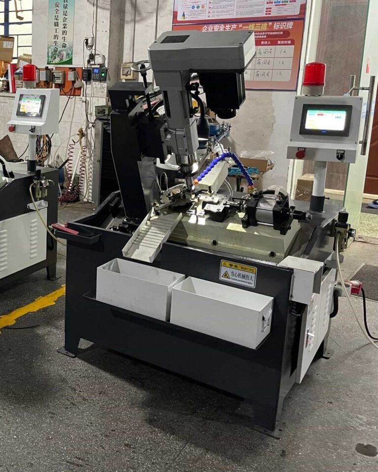 Double servo motor drive high speed high precision thread tapping ...