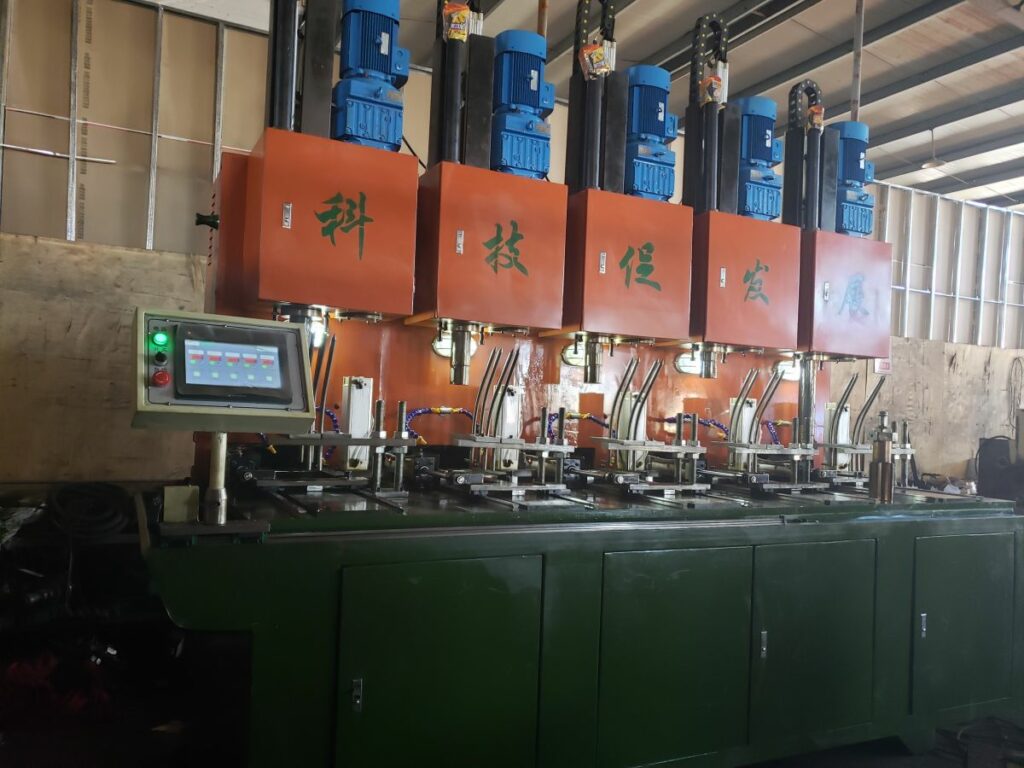 Five stations big size flange nut automatic tapping machine(m36-m100 ...