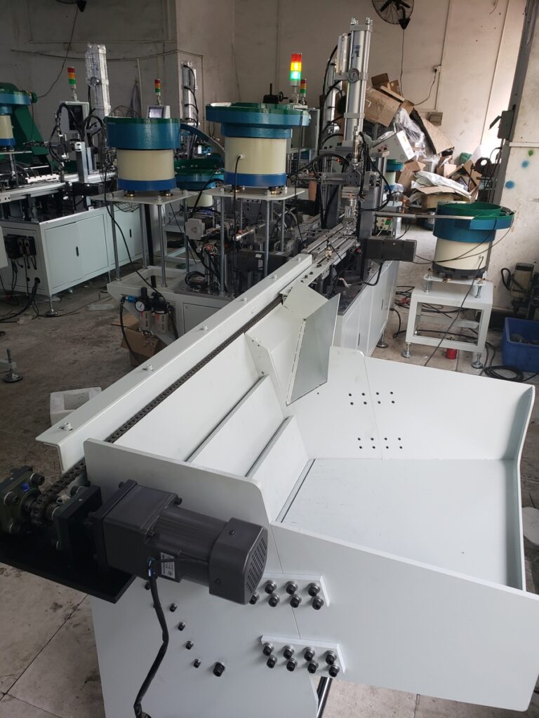 M12 Wedge anchor 4 components automatic assembly line - Bolt Nut Making ...